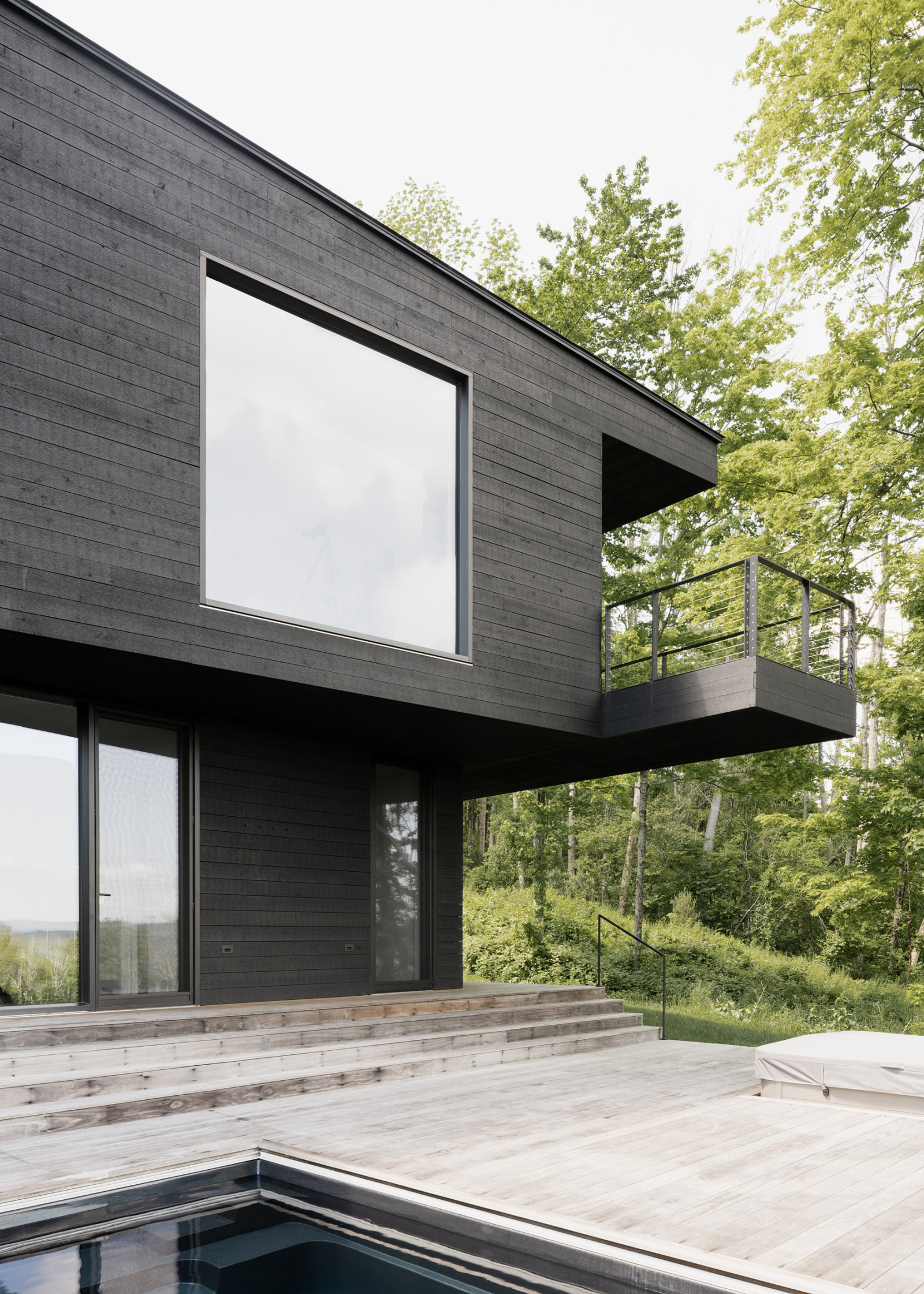 HOUSE SIX – EASTON COMBS