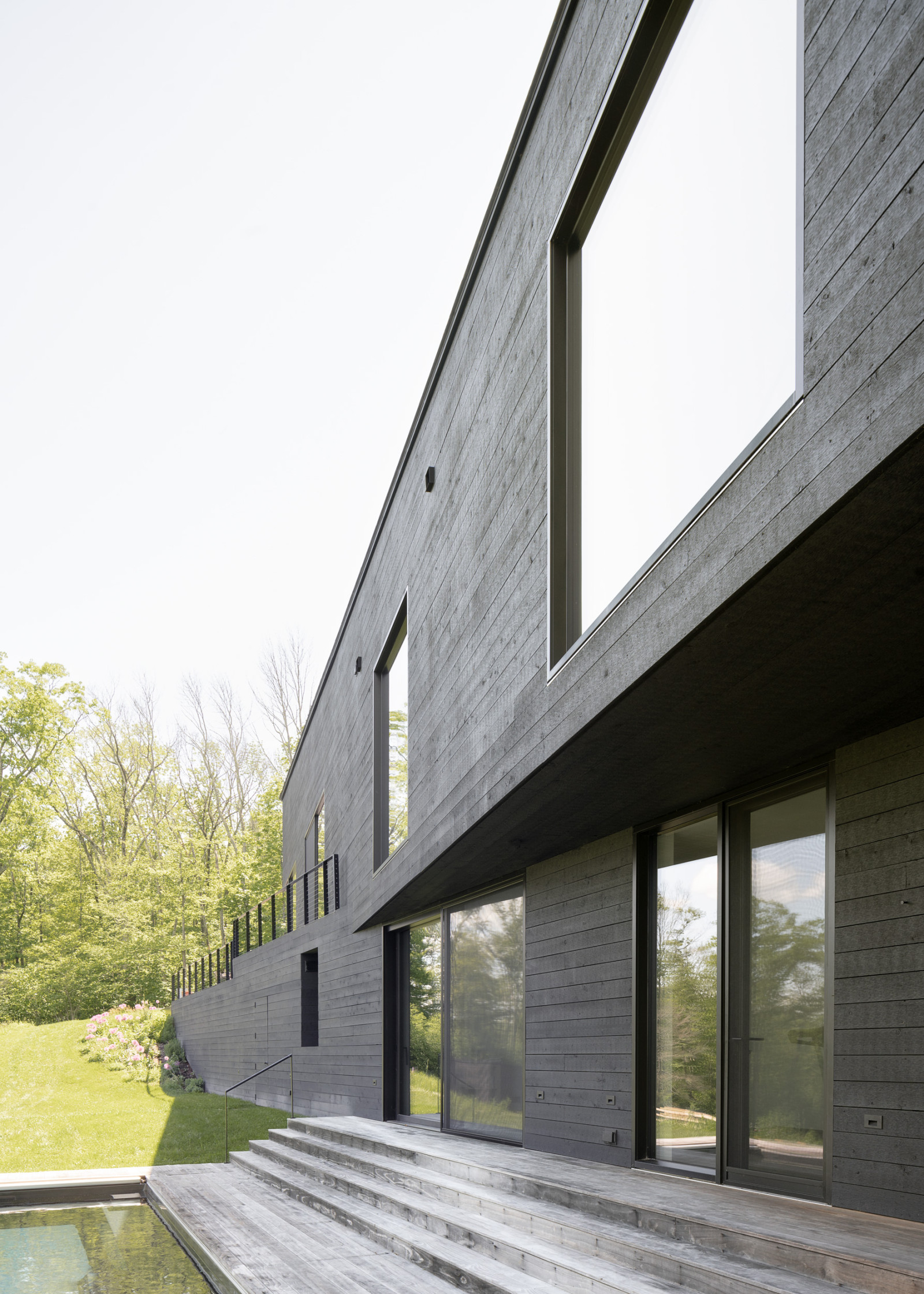 HOUSE SIX – EASTON COMBS